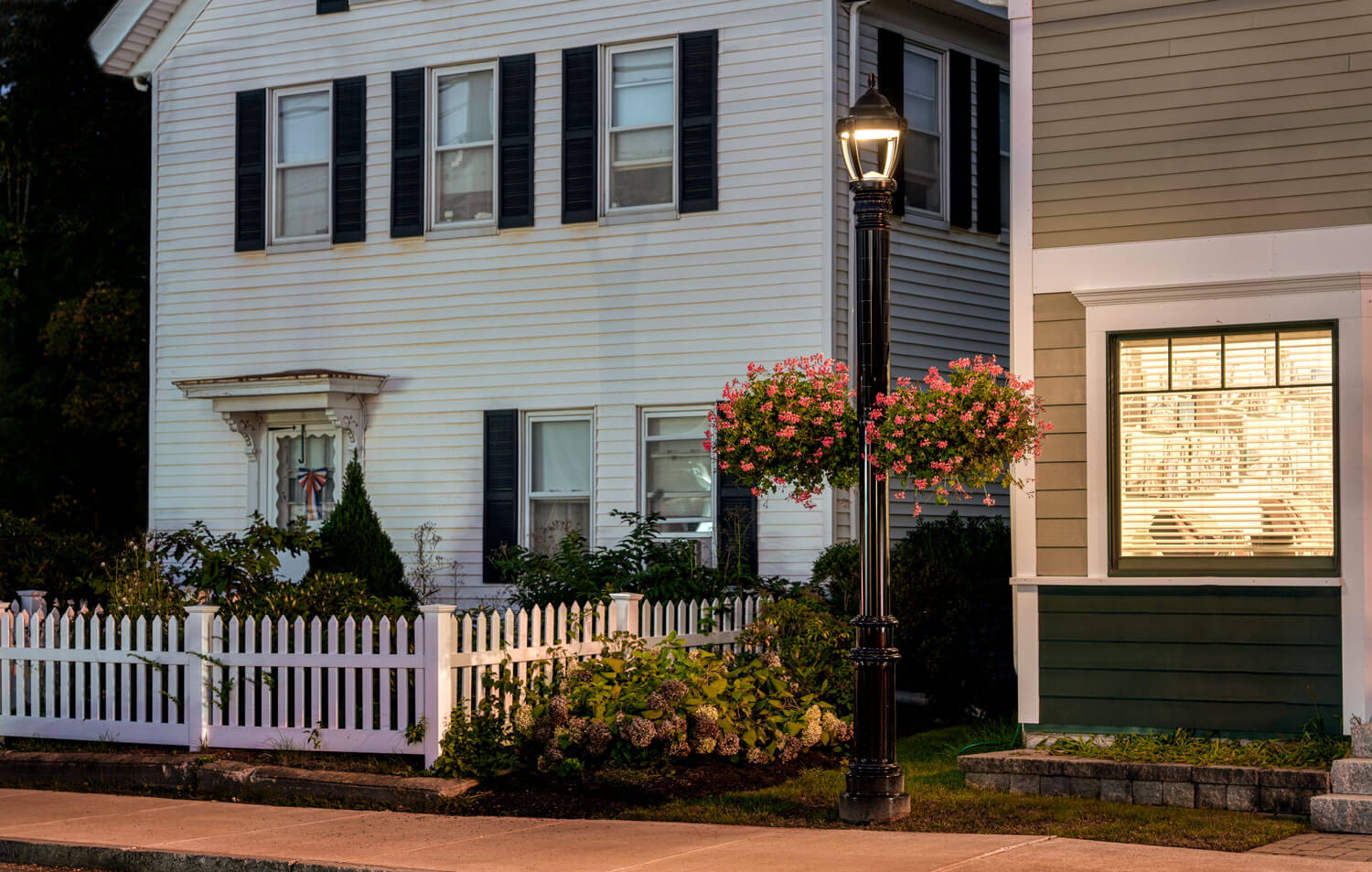 Soluxio solar decorative street lights near Boston, USA